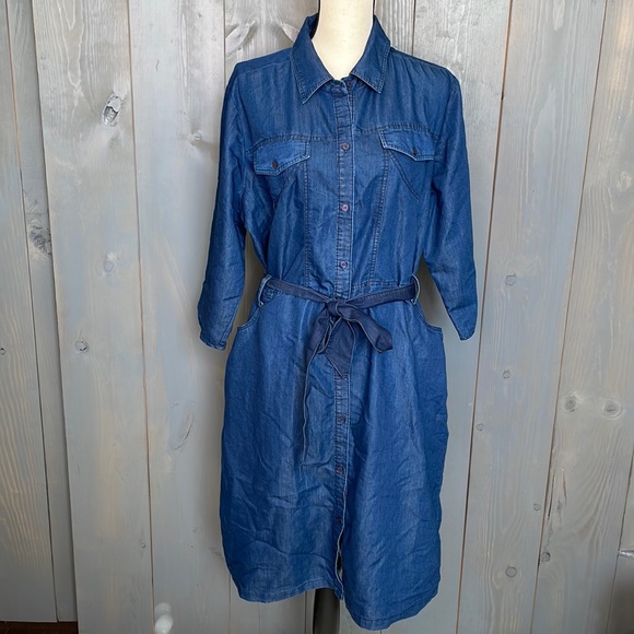 Deja Bleu | Dresses | Deja Bleu Premium Denim Button Front Dress Size 8 ...